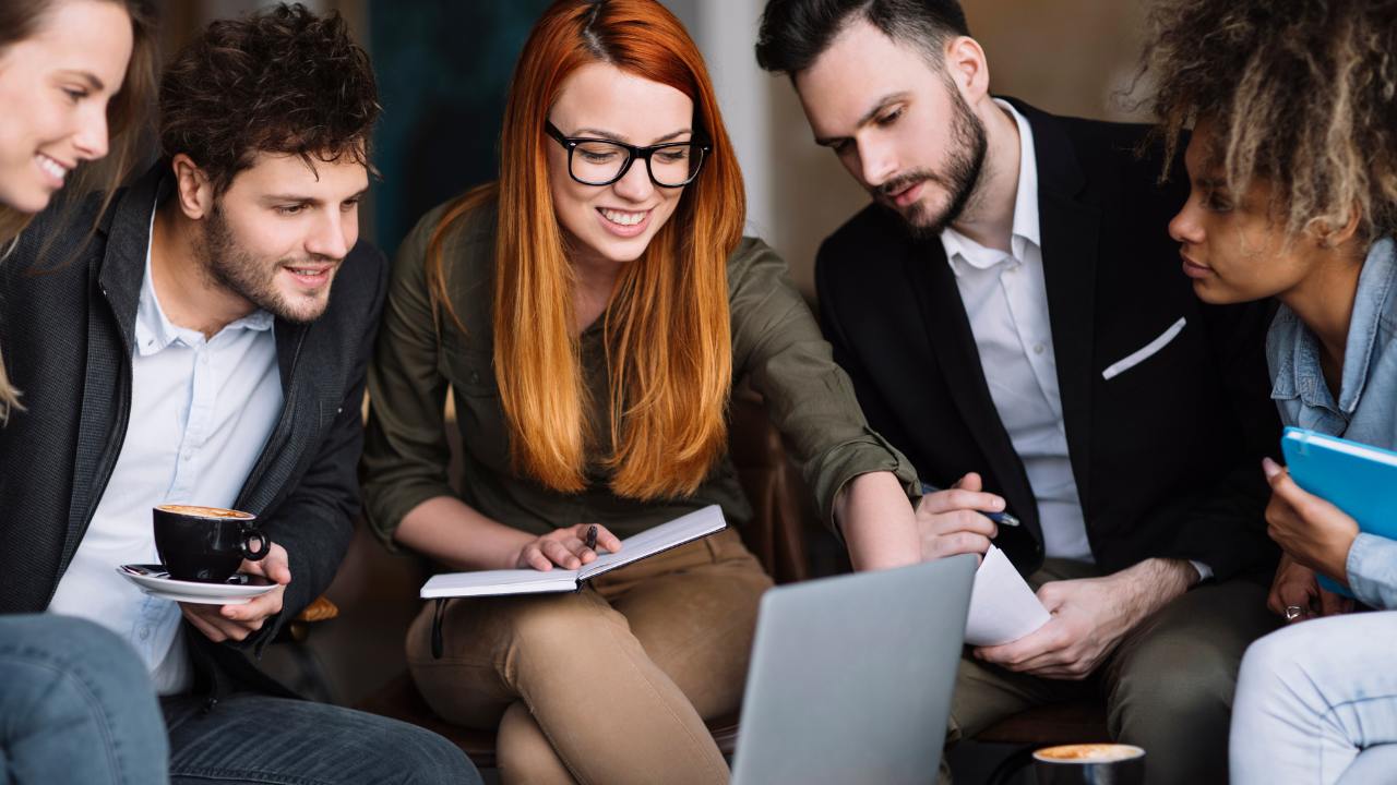 Five Helpful Ways for Administrative Assistants to Think Strategically ...