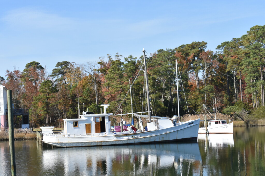Wooden deck boat has been working the Chesapeake for 104 years ...