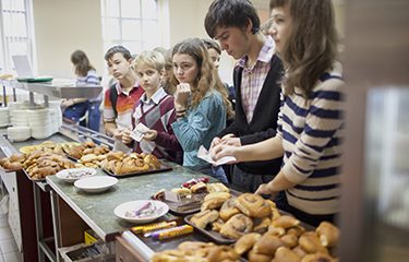 Russian pollock catchers get boost via school supply agreement ...