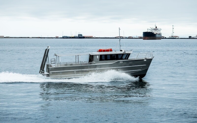 Brix Marine delivers 40', high-tunnel cat to Hawaii | WorkBoat