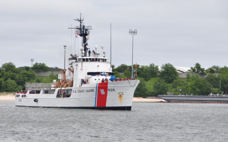 Coast Guard cutter returns to Virginia with 1,100 lbs. of illegal drugs ...